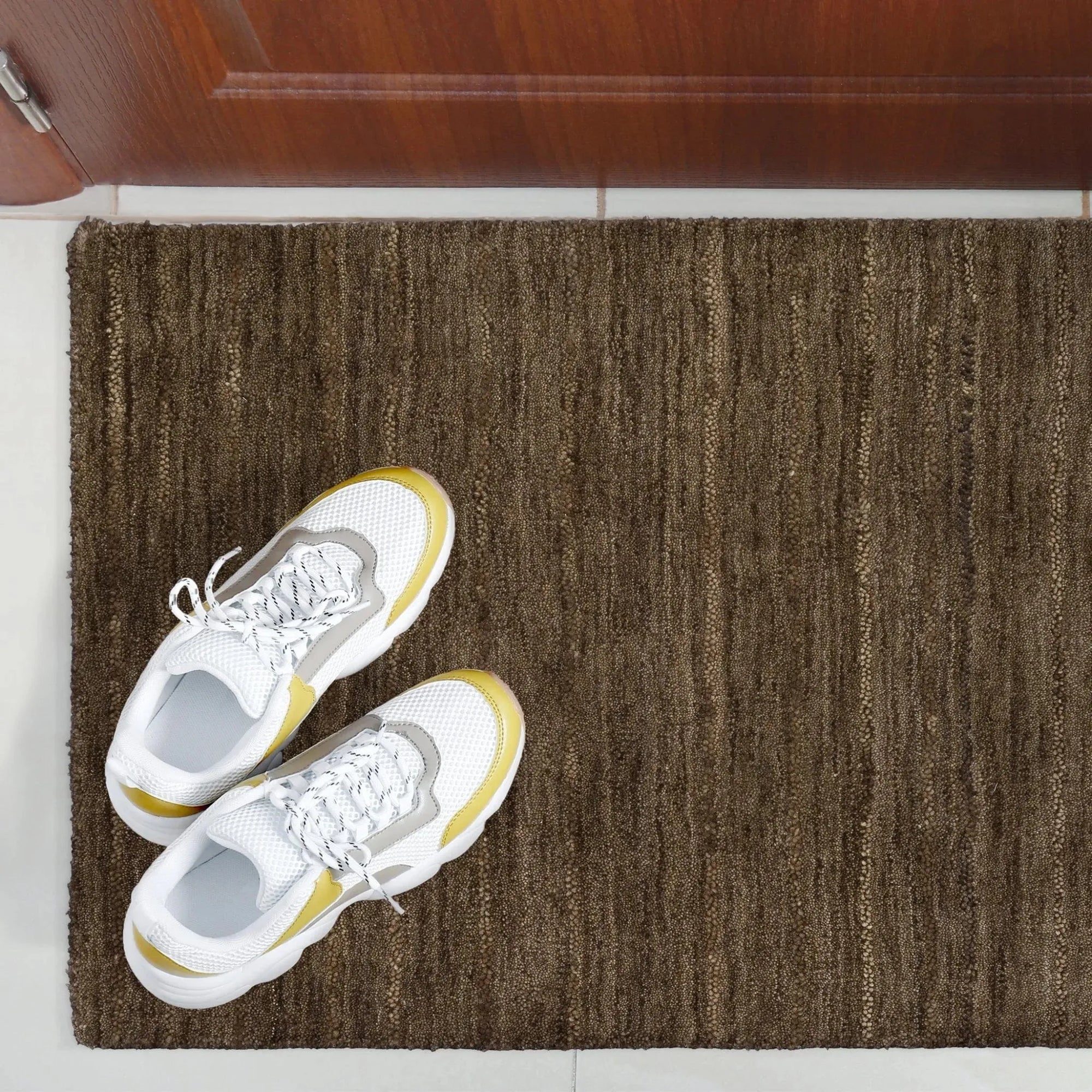 Rafia RF100 Chocolate Rug - Rug & Home